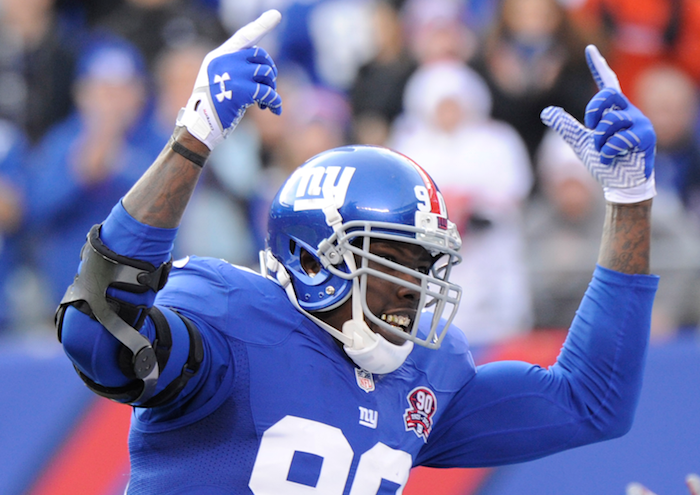 Deadspin | Report: Jason Pierre-Paul Had His Right Index Finger Amputated