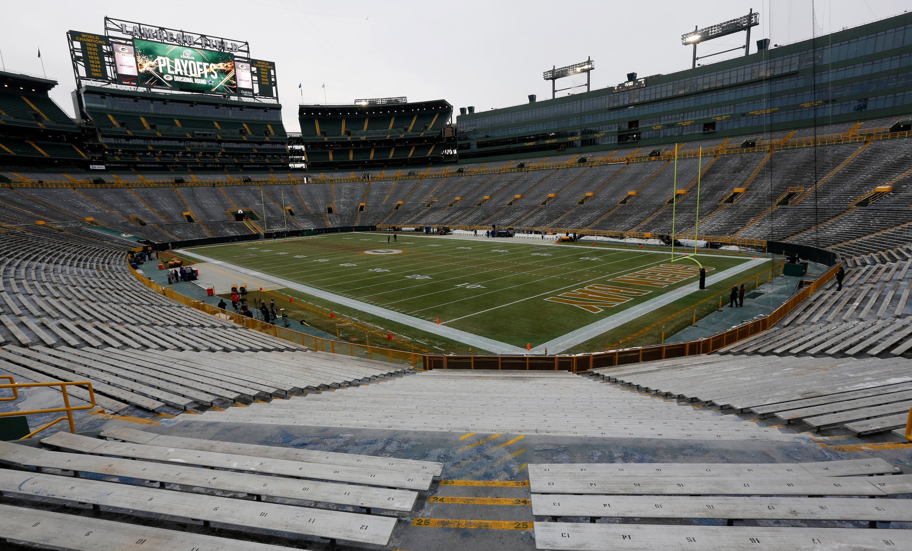 Deadspin | The NFL Split $7.2 Billion In Revenue Sharing Last Year