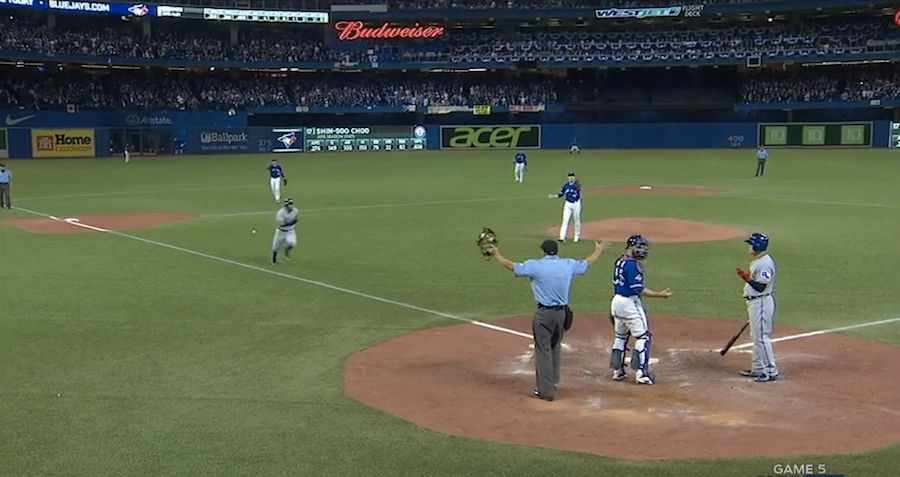Deadspin | Bizarre Play Derails ALDS Game 5; Blue Jays Fans Throw Trash ...