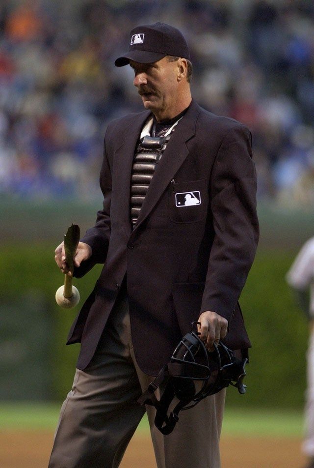 Deadspin | Better Know An Umpire: Tim McClelland