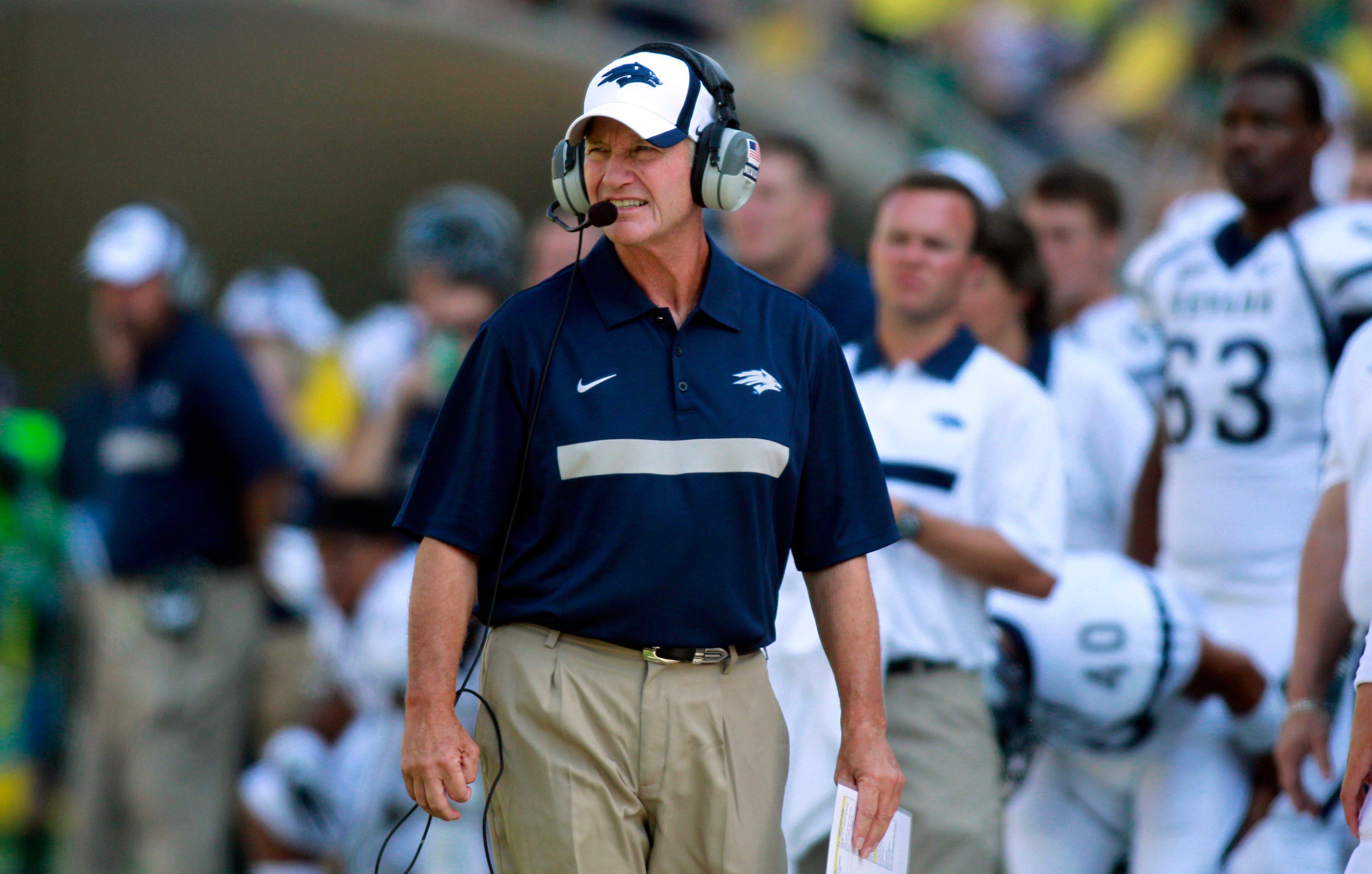 Deadspin | Chris Ault, Creator Of The Pistol Offense, Will Leave Nevada ...