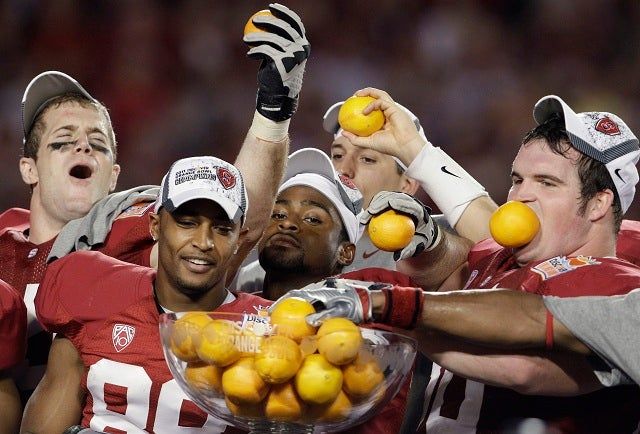 Deadspin | 33 Bowl Games Ranked As If They Were Dishes