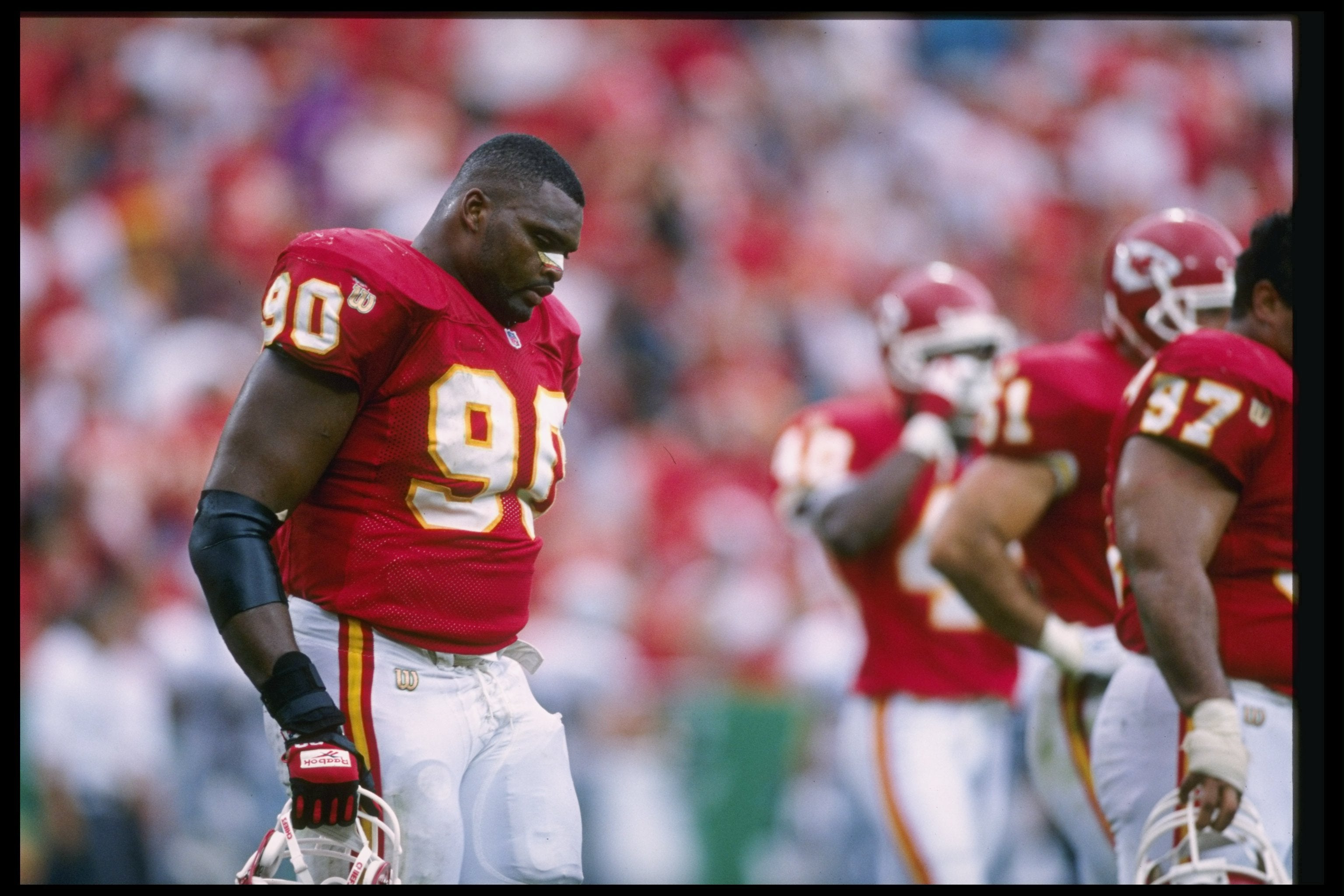 Deadspin | Report: Former Pro Bowl Defensive Lineman Neil Smith, 46 ...