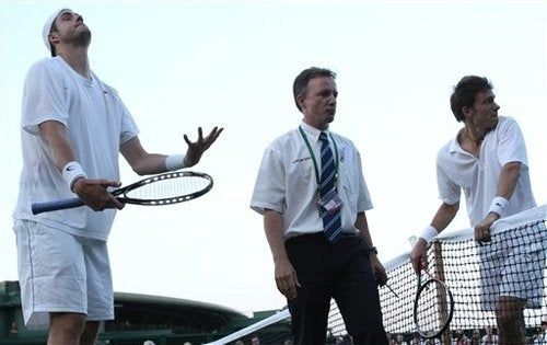 Deadspin | How Should We Resolve The Isner-Mahut Stalemate?