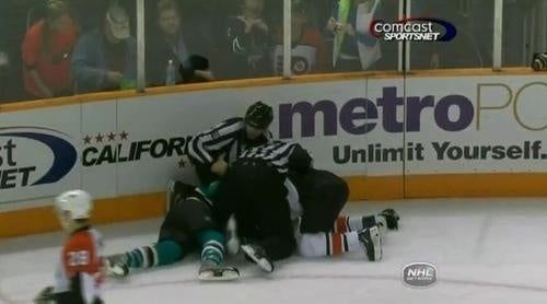 Deadspin | This Is Exactly Why Only Goons Should Be Allowed To Fight