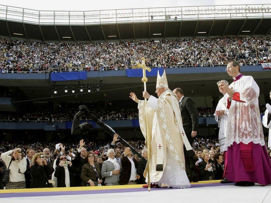 Deadspin | Who Hit The Most Home Runs During Each Pope's Reign Since 1876?