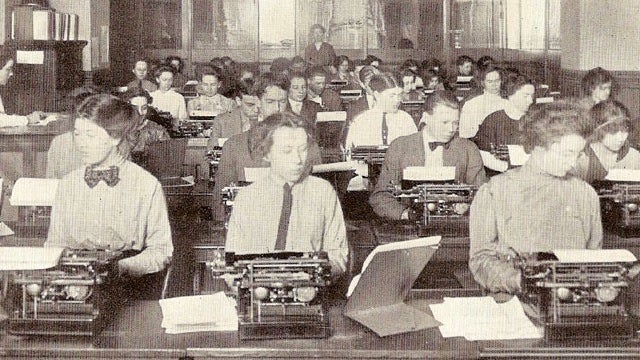 Deadspin | Our Resident Comedian Explains: How Do I Become A Comedy Writer?