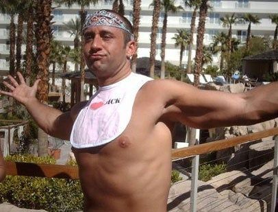 Deadspin | Revisiting Jeff Reed's Paper Towel Freakout: An ...