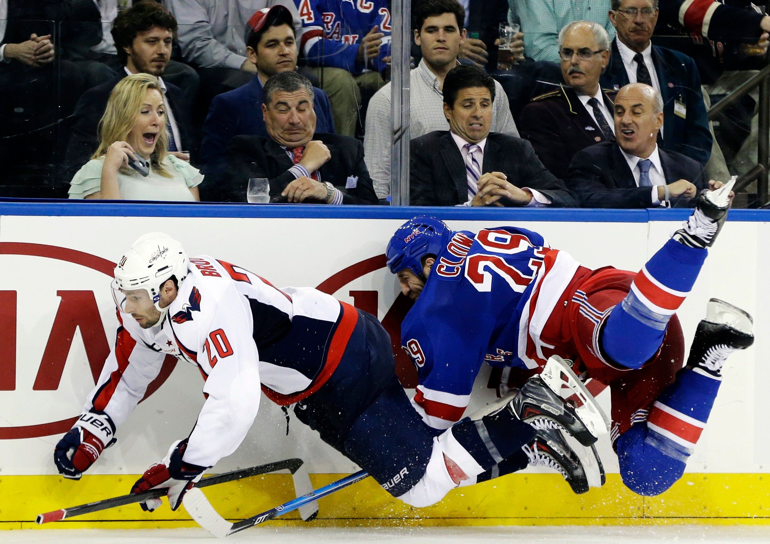 Deadspin | This Photo Has Four Great Reaction Images