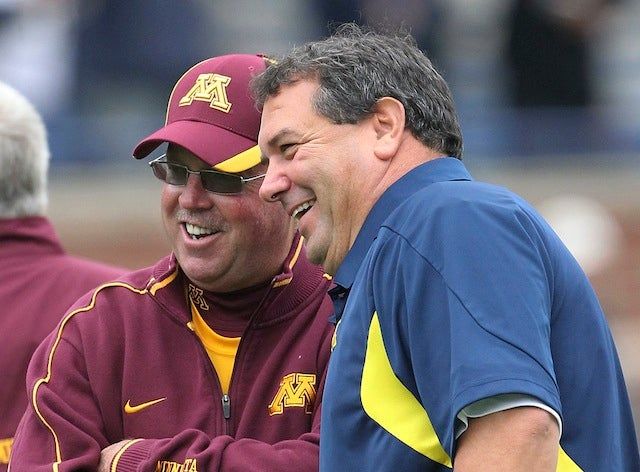 Deadspin | Jerry Kill Has Another Seizure, Will Miss Michigan Game