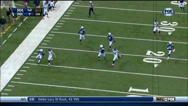 Deadspin | Punter Tries To Make A Tackle, Fails Miserably