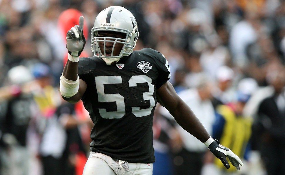 Deadspin | Veteran NFL LB Thomas Howard Killed In 100 MPH Car Crash