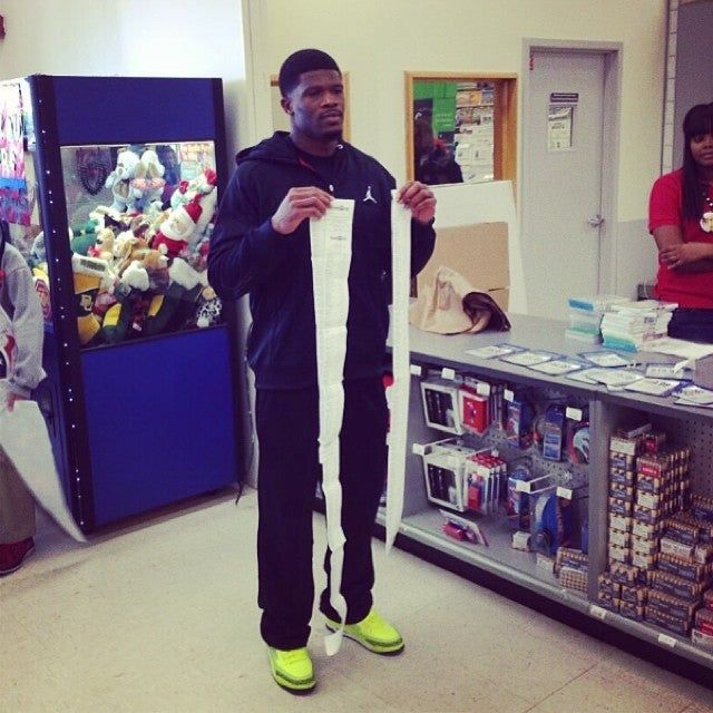 Deadspin | Andre Johnson Spent Over $17,000 On Toys For Kids