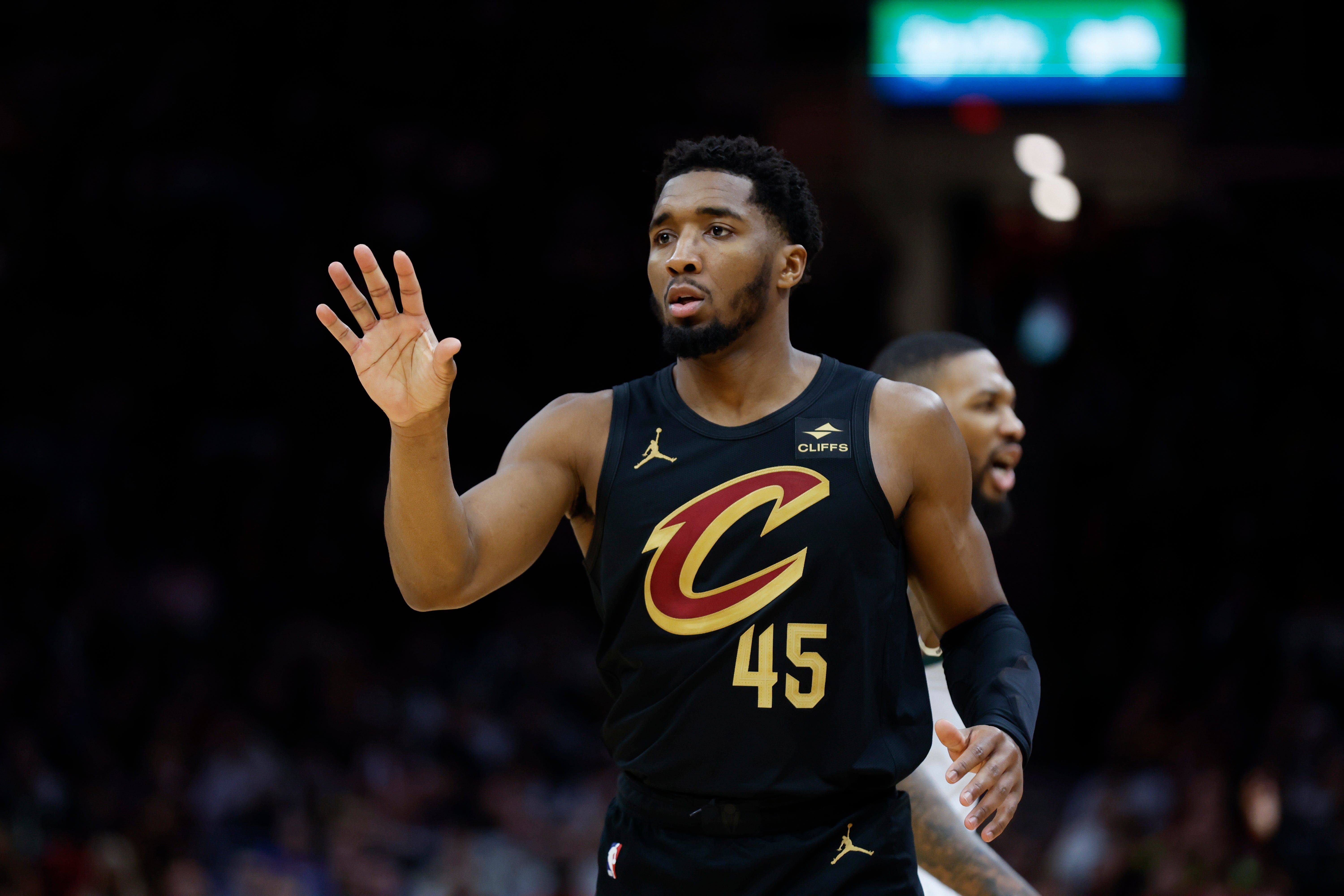 Deadspin | It's NBA trading season and these are the players who should ...