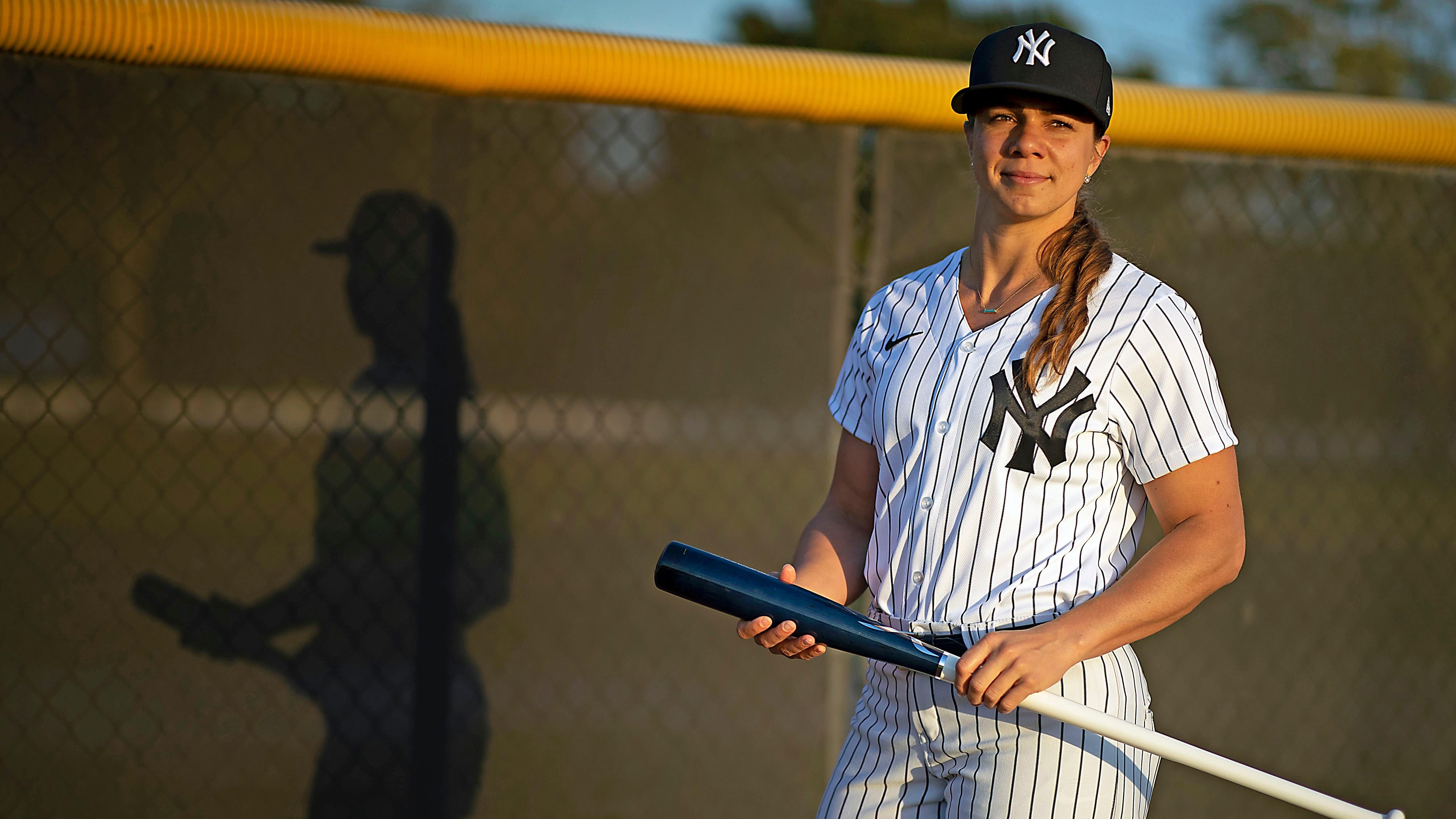 Deadspin | The women are coming for baseball