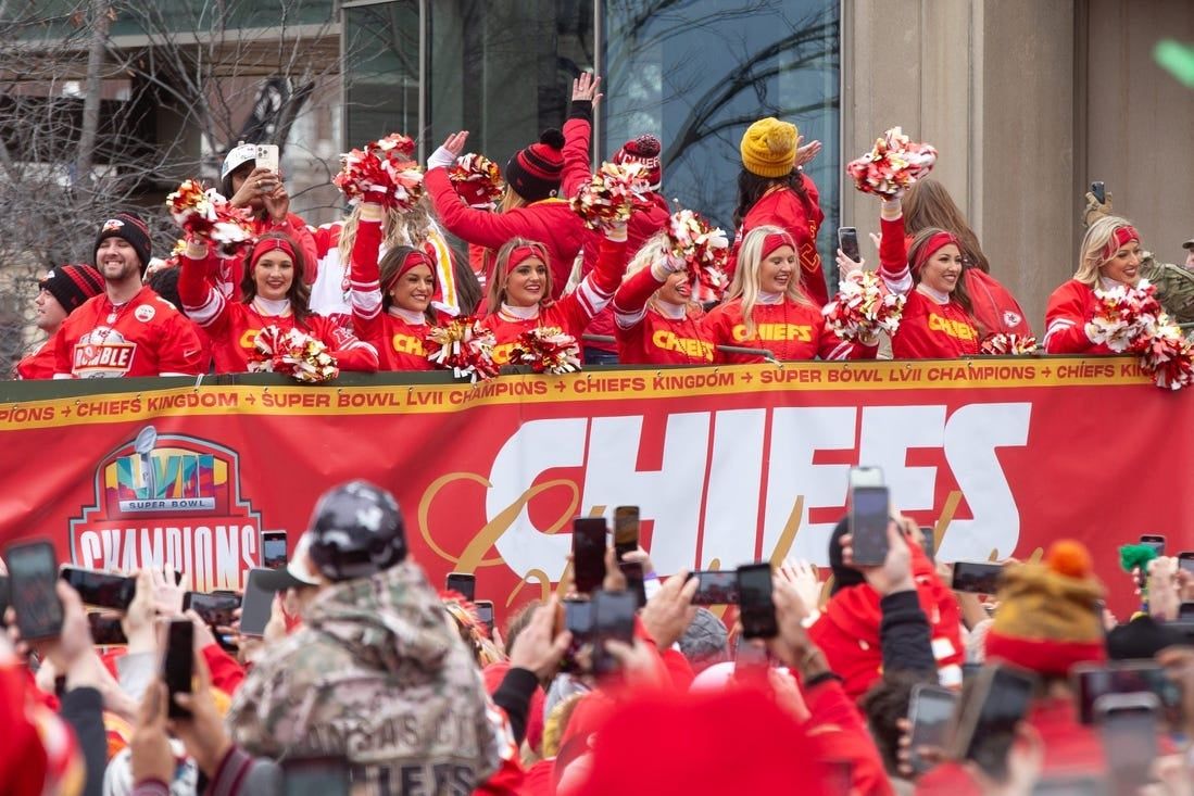 Deadspin | Chiefs' Super Bowl parade set for Wednesday