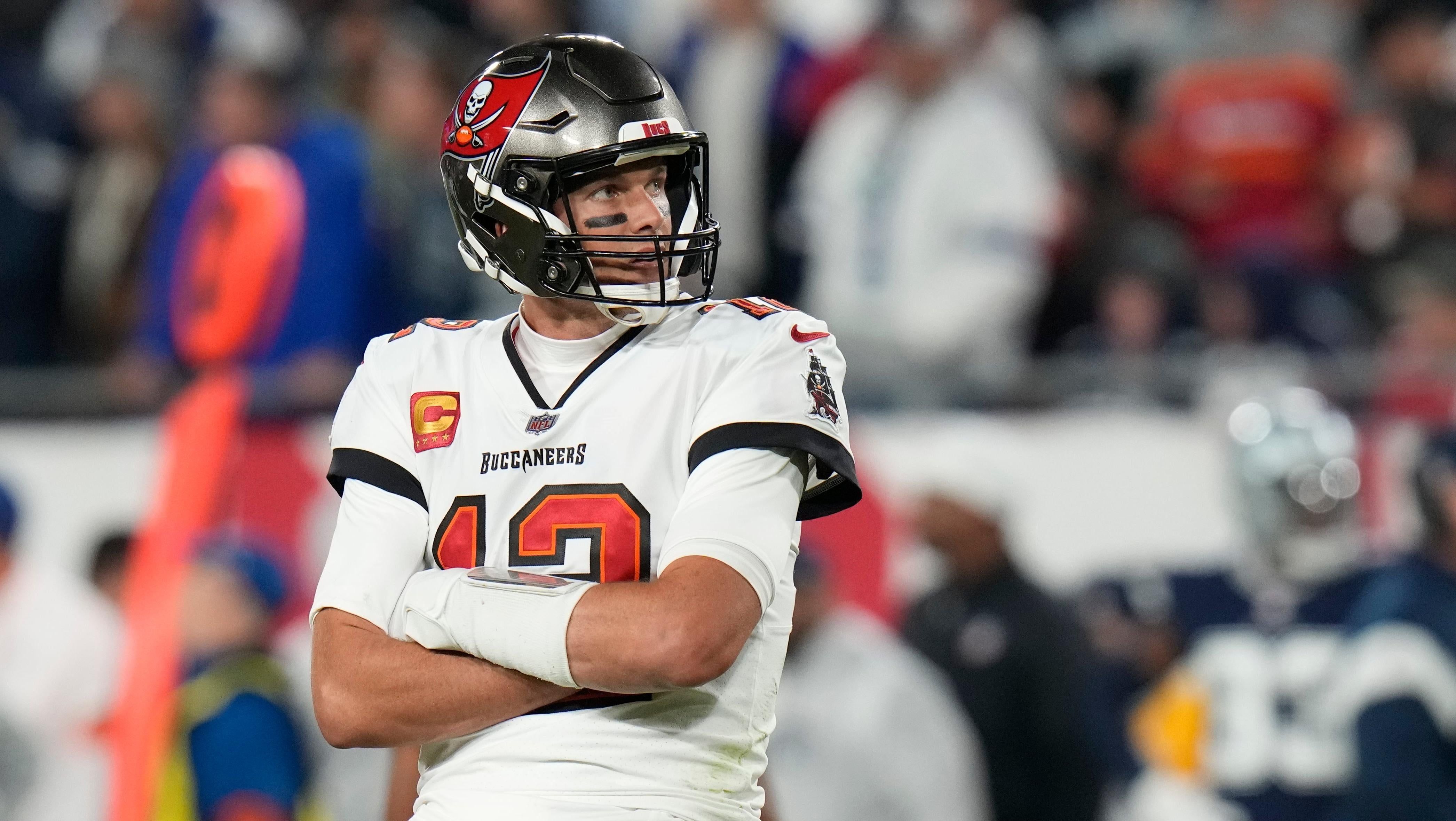 Deadspin | Tom tantrum: Brady gives expletive-filled response to retirement question