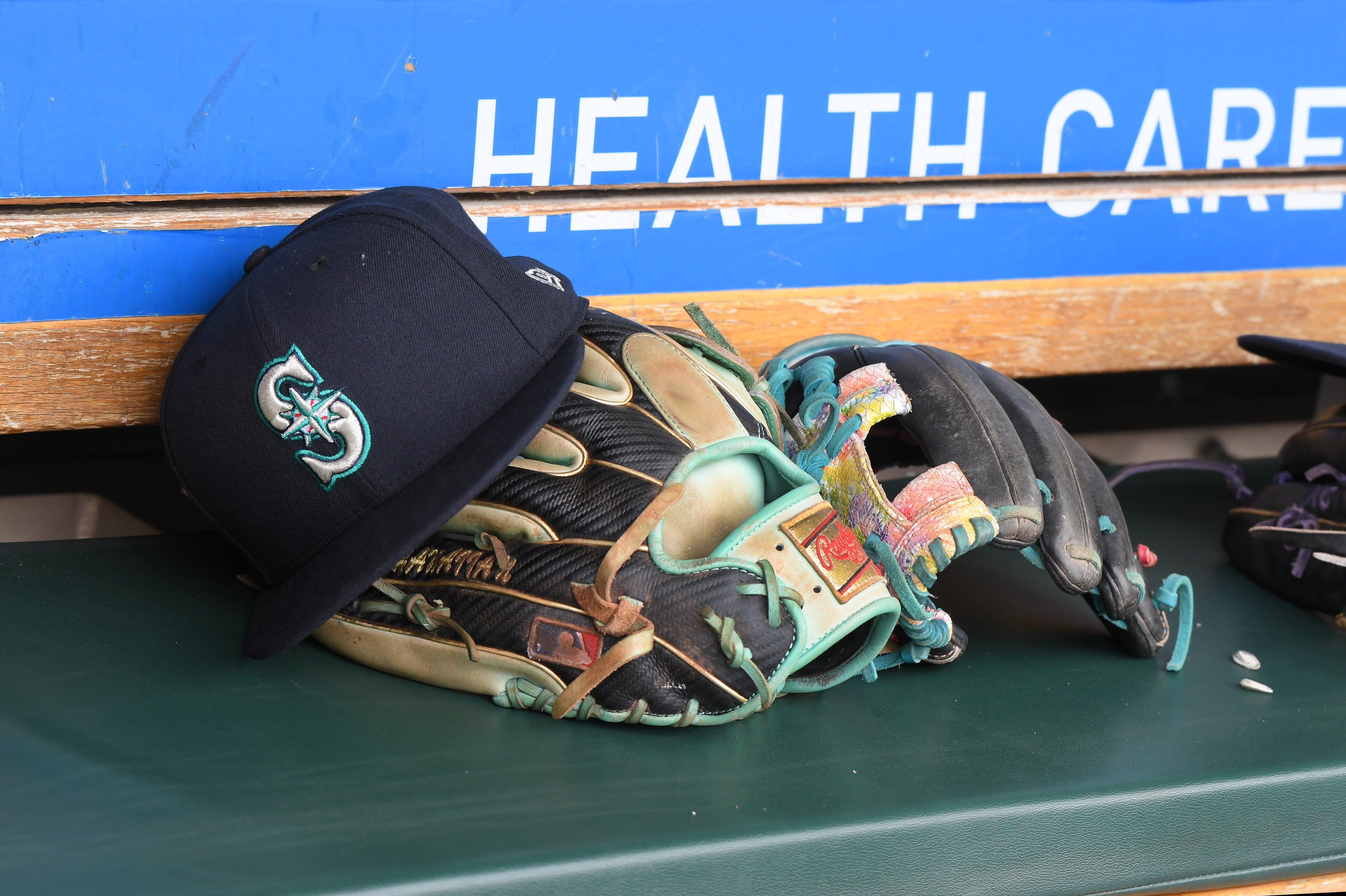 Deadspin | The Mariners are downsizing, and that's a bad sign for all ...