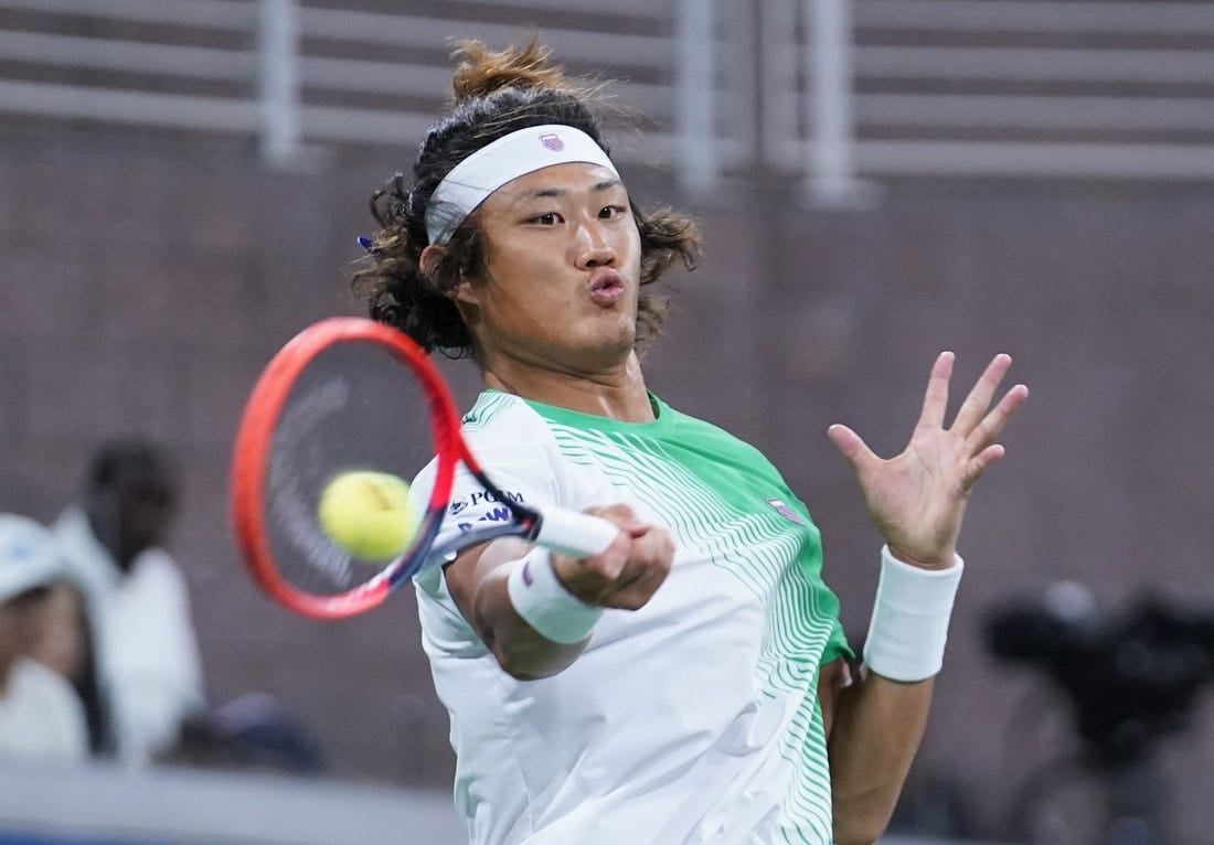 Deadspin | Zhizhen Zhang makes history at Shanghai Masters