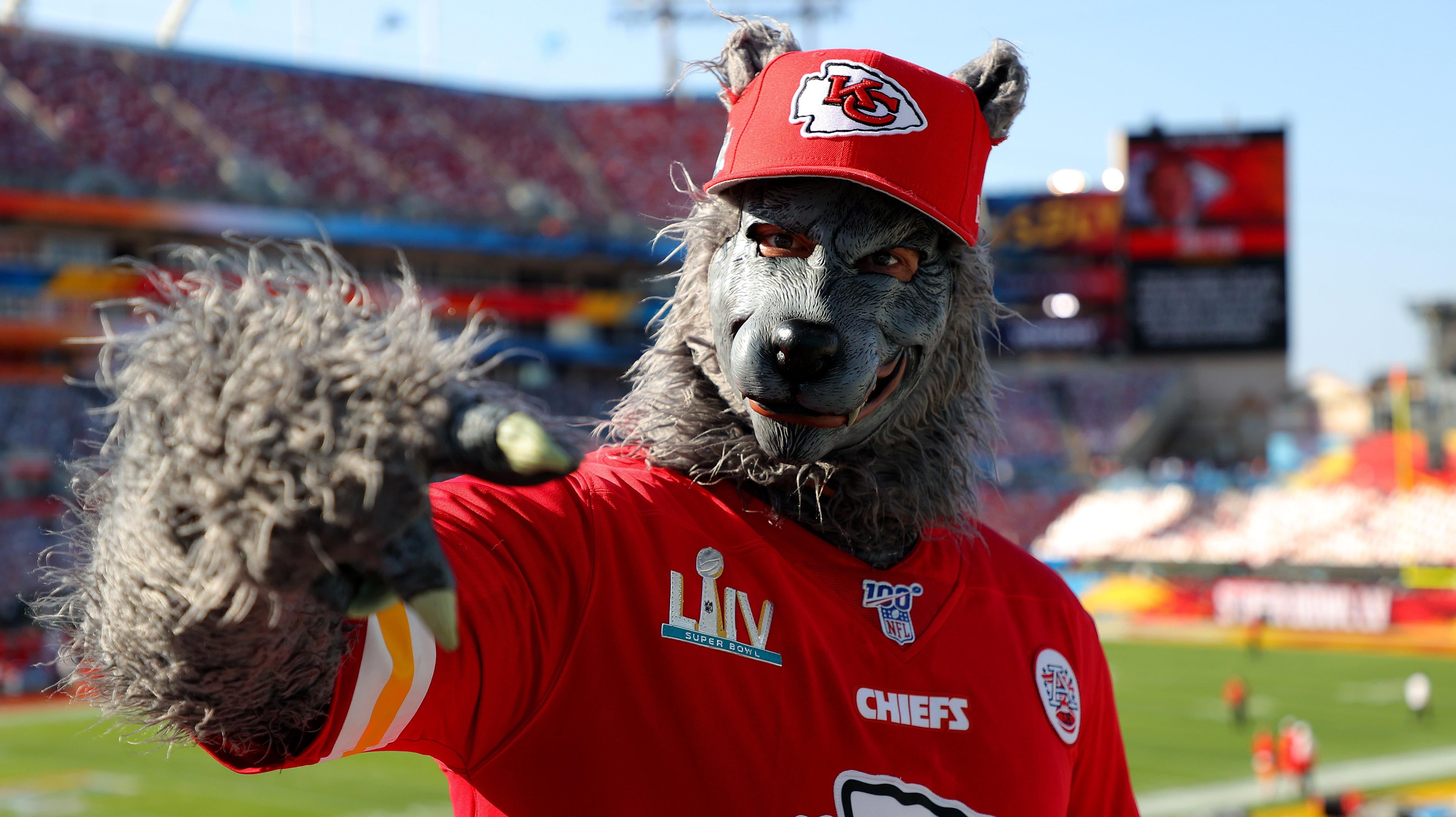Deadspin | Chiefs 'superfan' on run from law finally gets caught