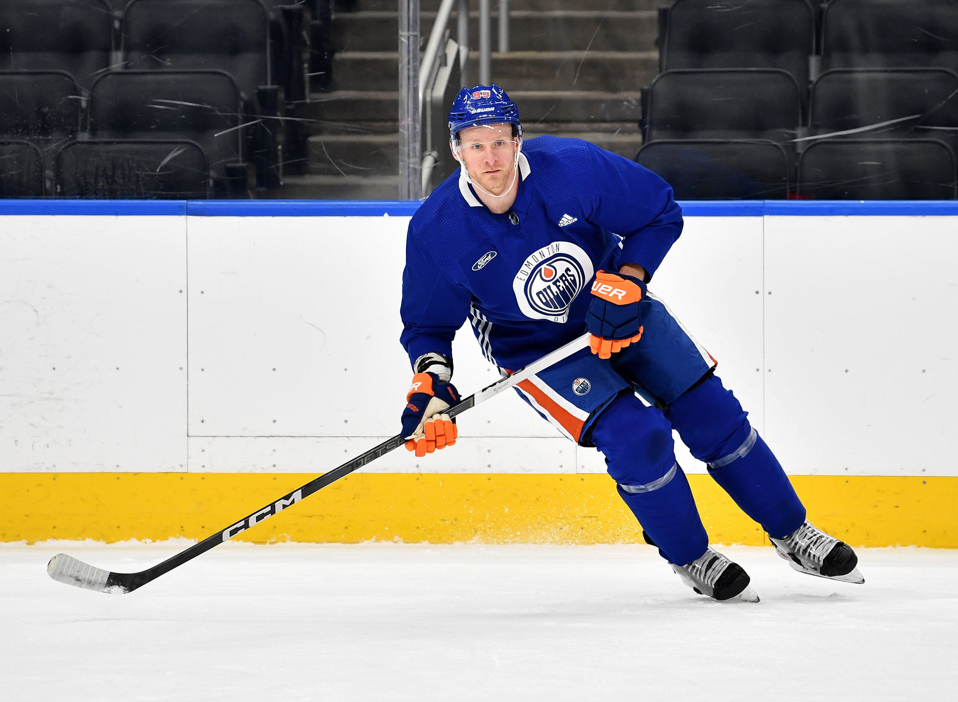 Deadspin | What do the Edmonton Oilers want with Corey Perry?