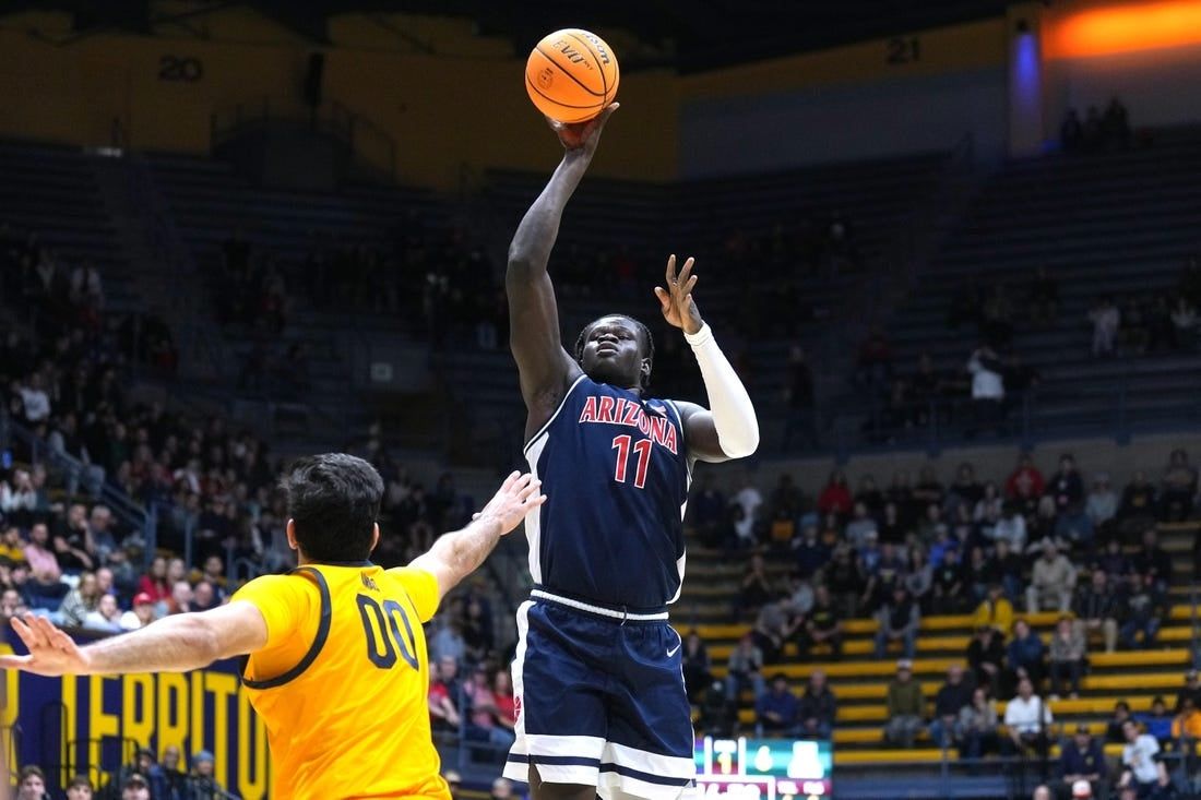 Deadspin | No. 4 Arizona dominates Cal to open Pac-12 season