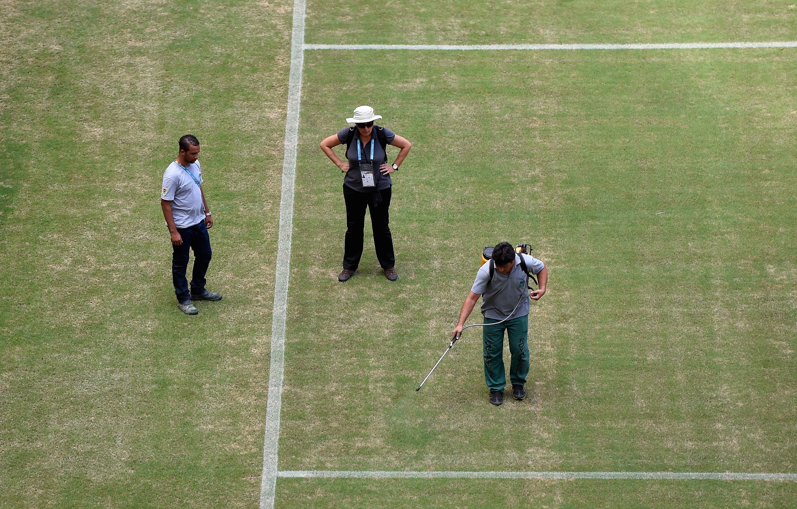 Deadspin | The Crappy Manaus Pitch Is Being Spray-Painted Green