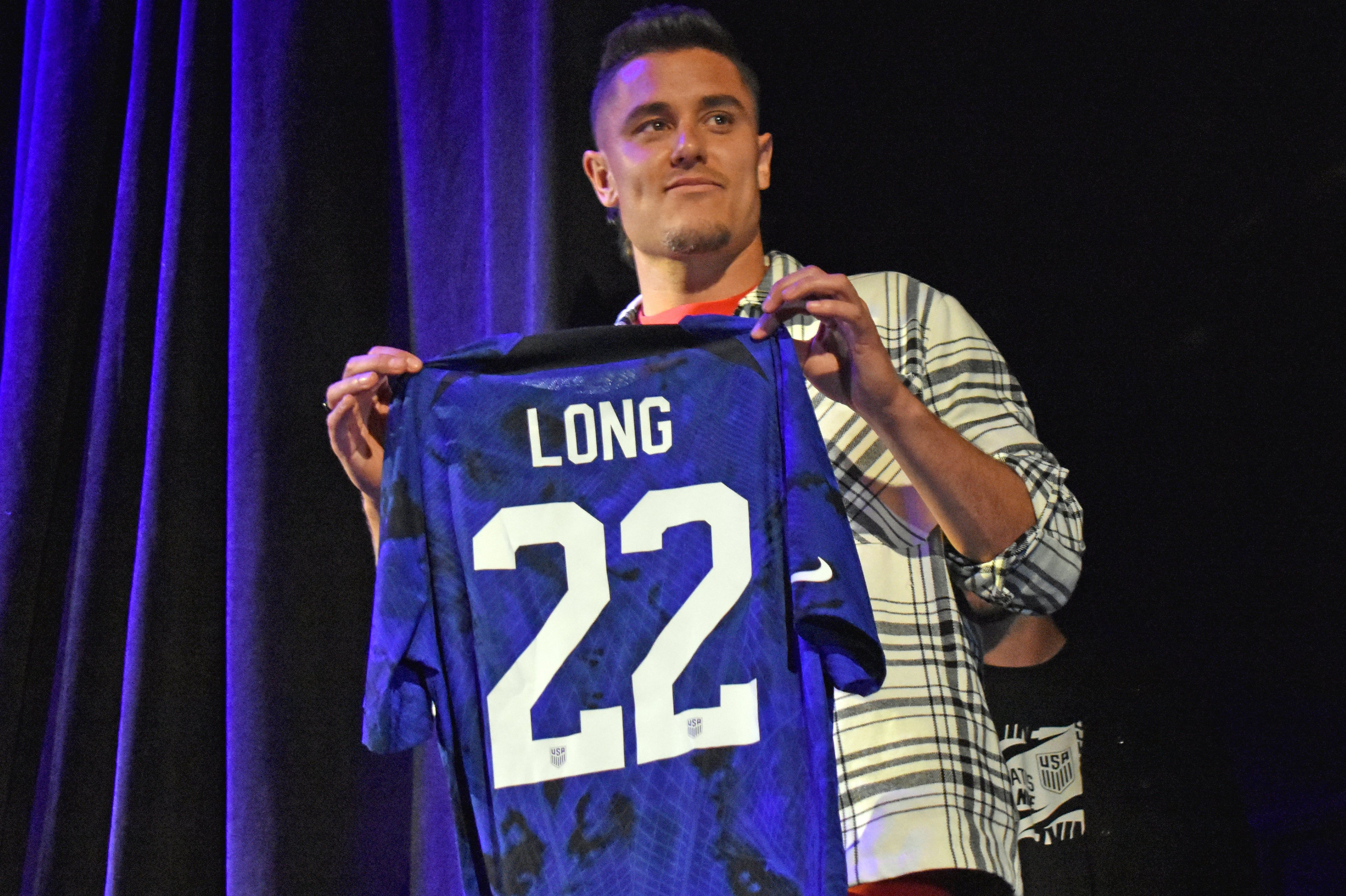 Deadspin | Does Aaron Long belong in Qatar?