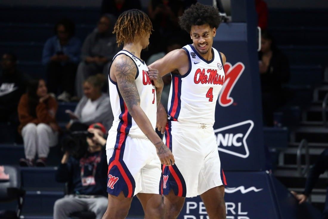 Deadspin | Unbeaten but unranked, Ole Miss aims to tackle Cal