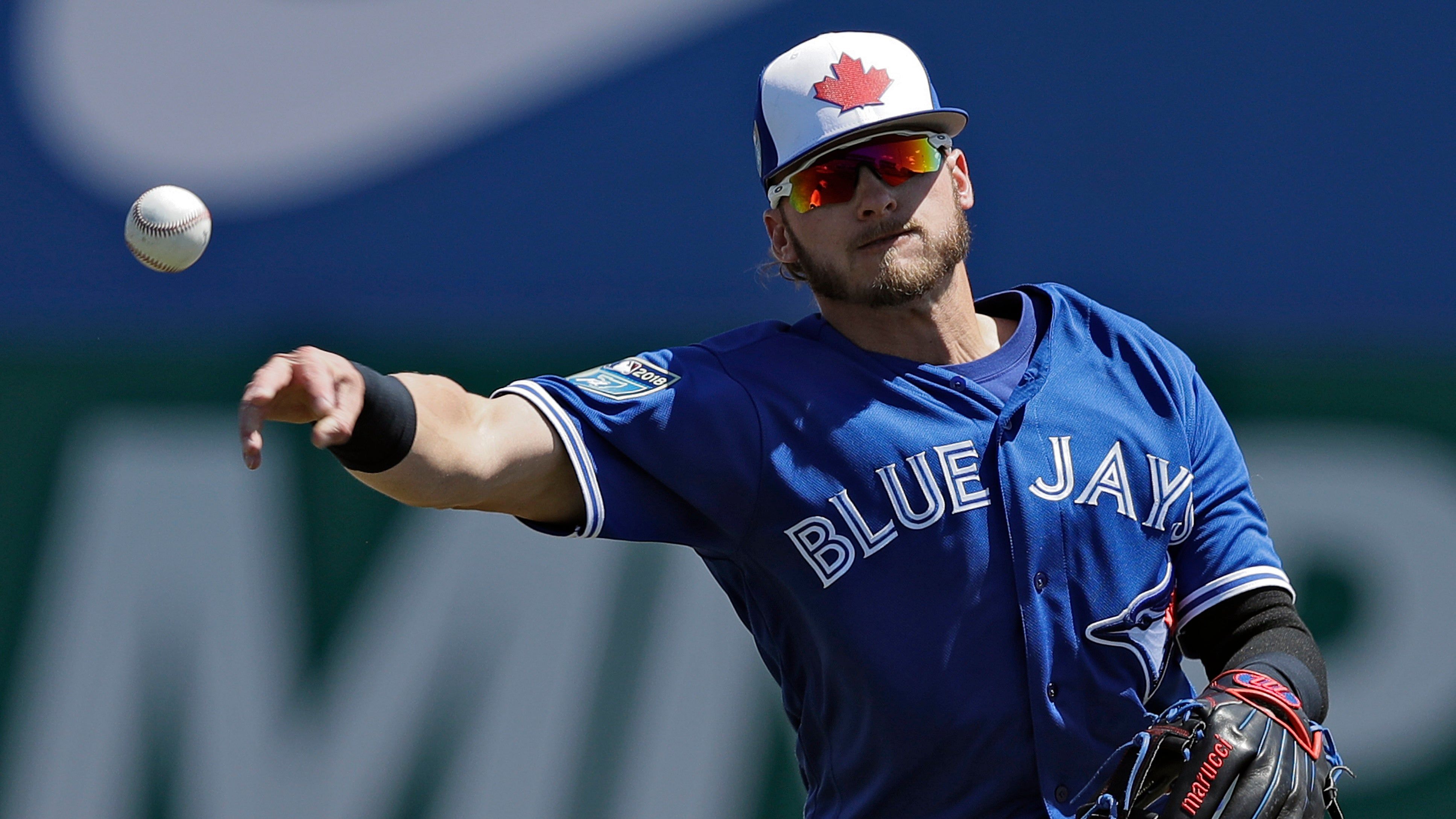 Deadspin | "Dead Arm" Has Temporarily Turned Josh Donaldson Into A ...