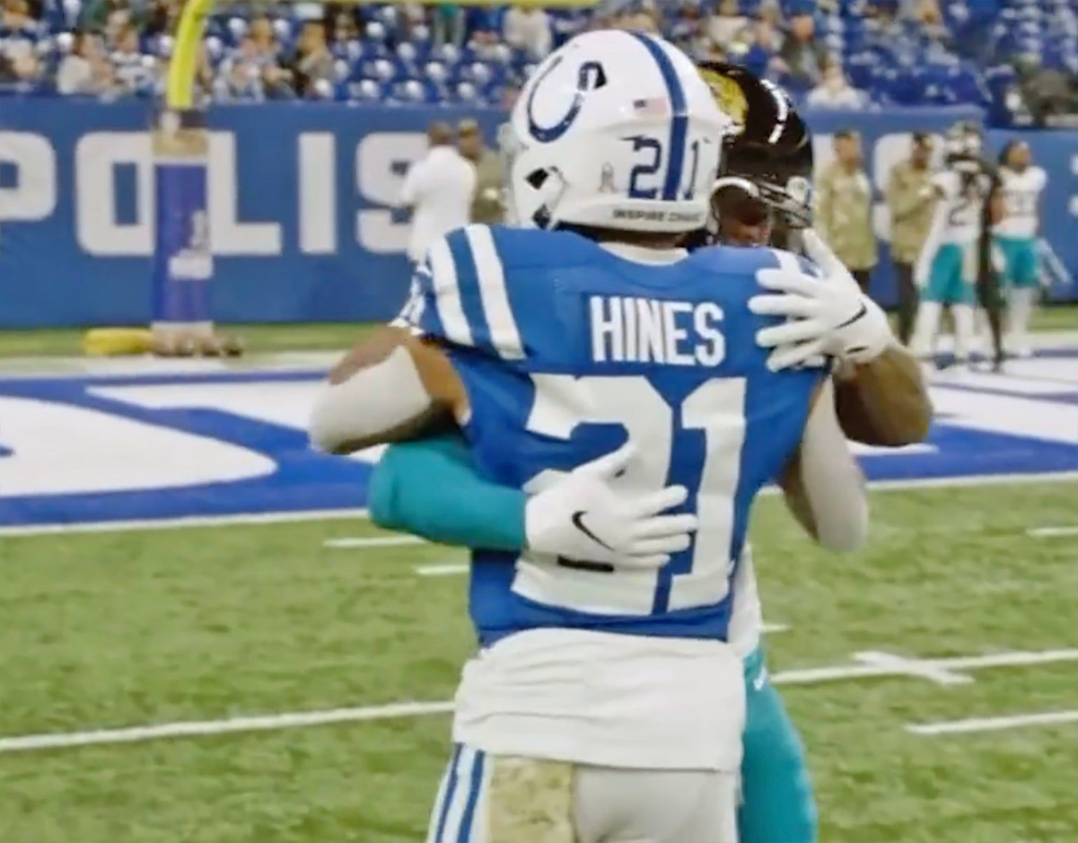 Deadspin | HBO filmed Colts’ Nyheim Hines fanboying out on Tavon Austin ...