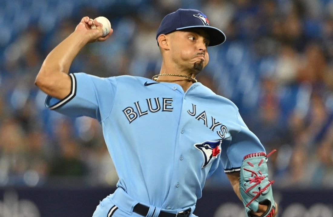 Deadspin | Report: Giants signing RHP Jordan Hicks to 4-year, $44M deal