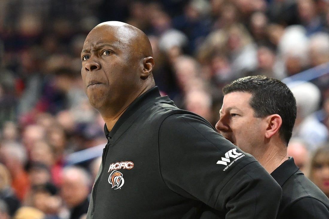 Deadspin | Pacific fires coach Leonard Perry