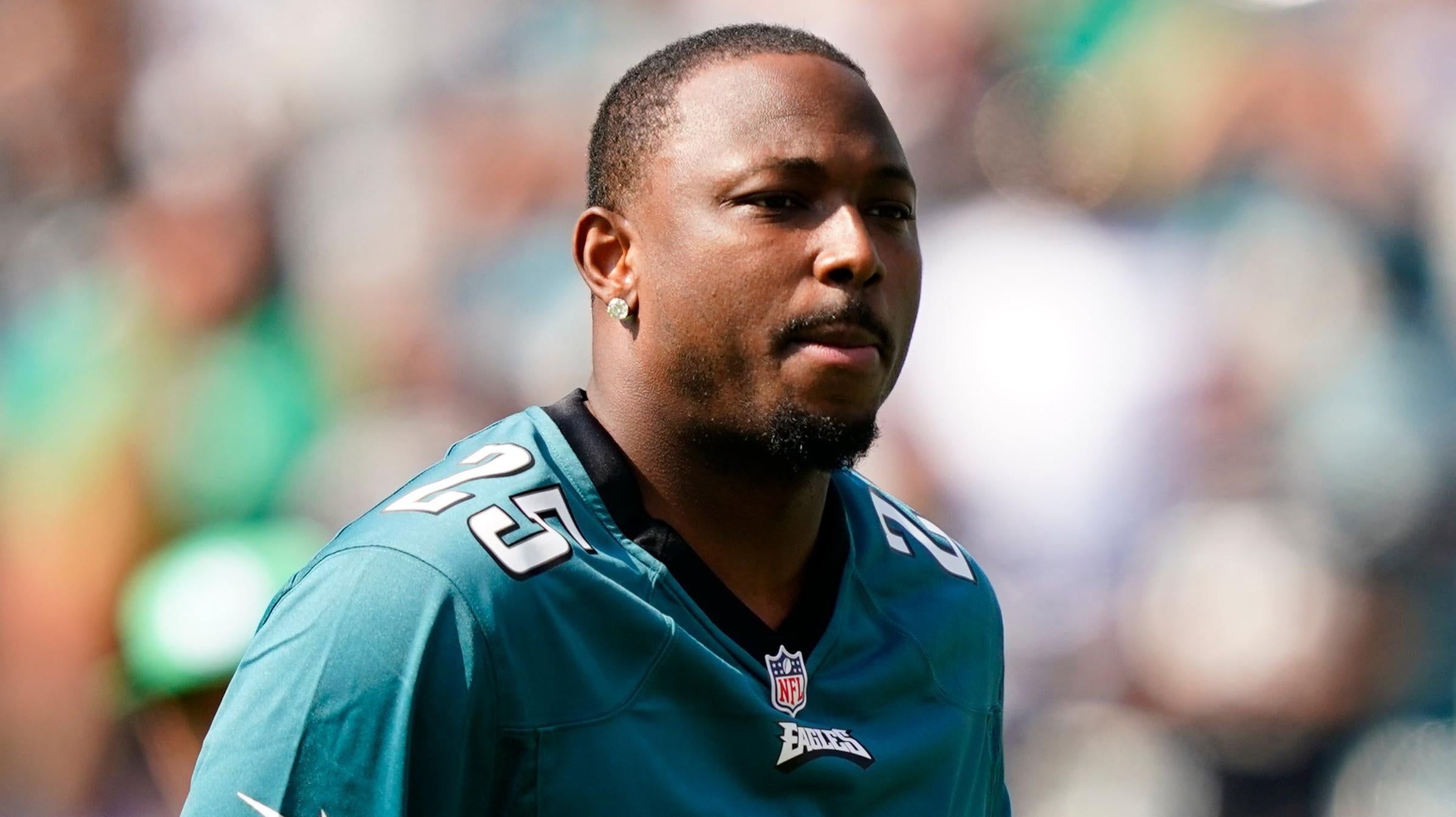 Deadspin | LeSean McCoy has some of the wildest takes in football