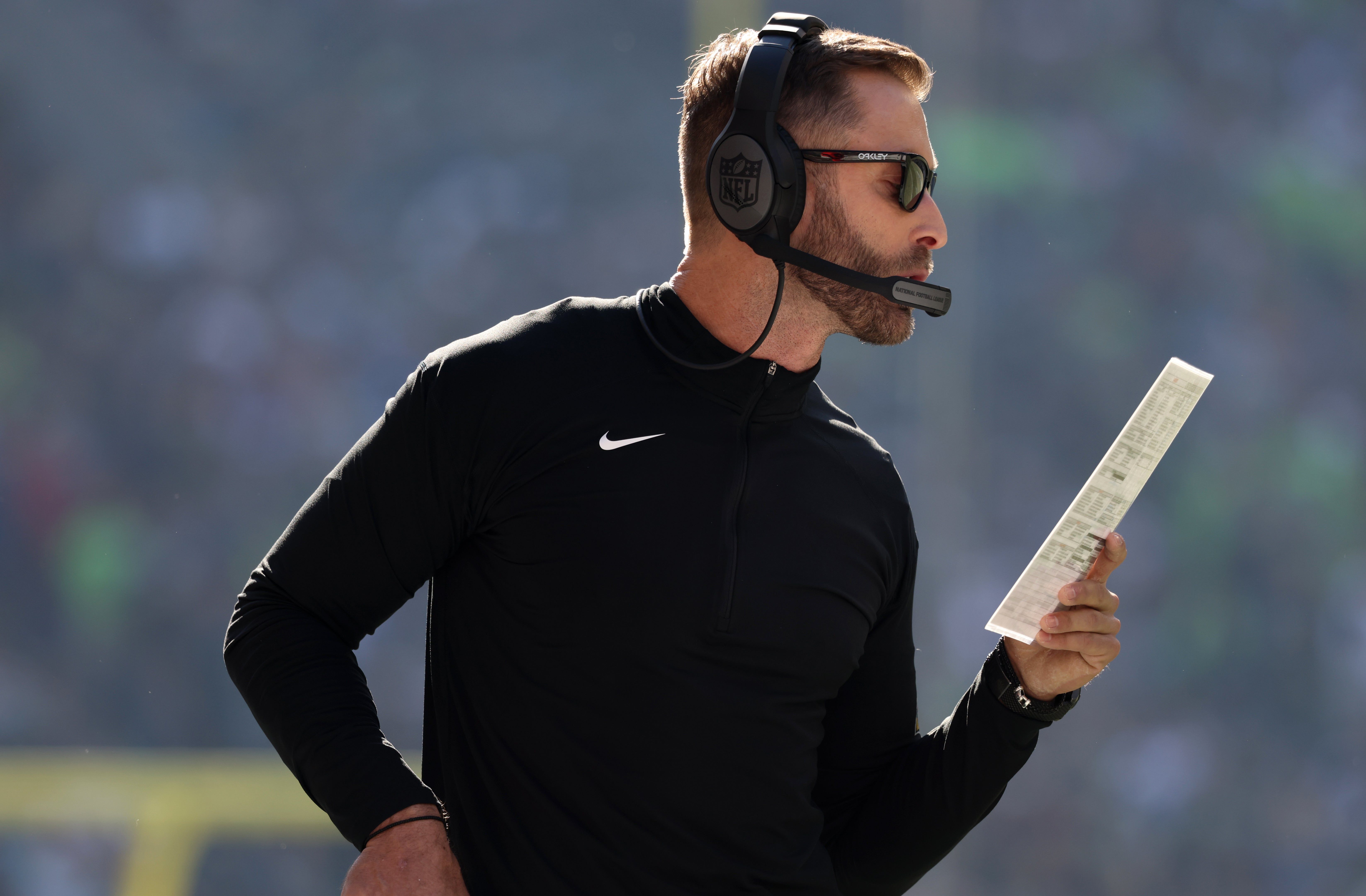 Deadspin | Kliff Kingsbury’s Big 12 offense ain’t flyin’