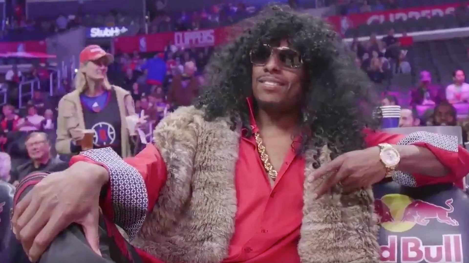 Deadspin | Rick James Is On the Bench For The Clippers