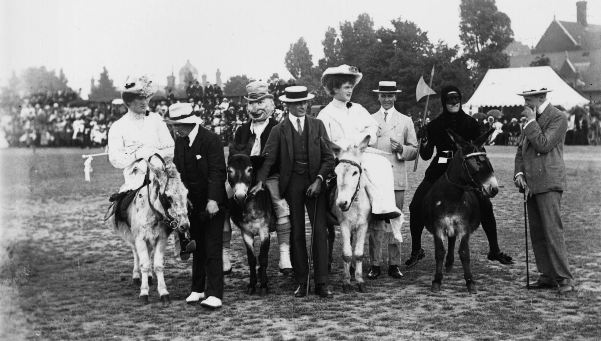 Deadspin | We're The Staff Of Deadspin, So Let's Chat