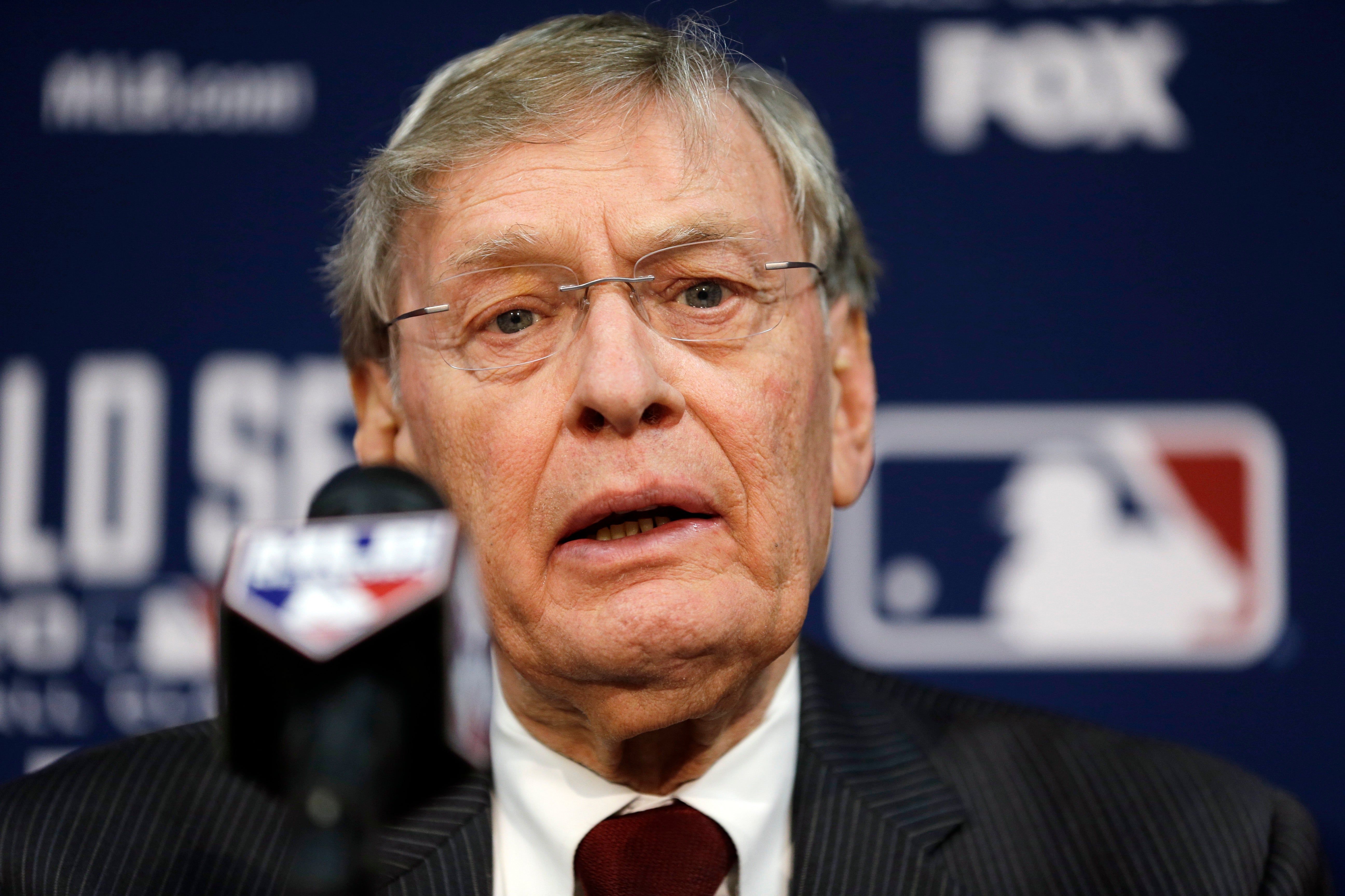 Deadspin | Get Ready For The Bud Selig Experience