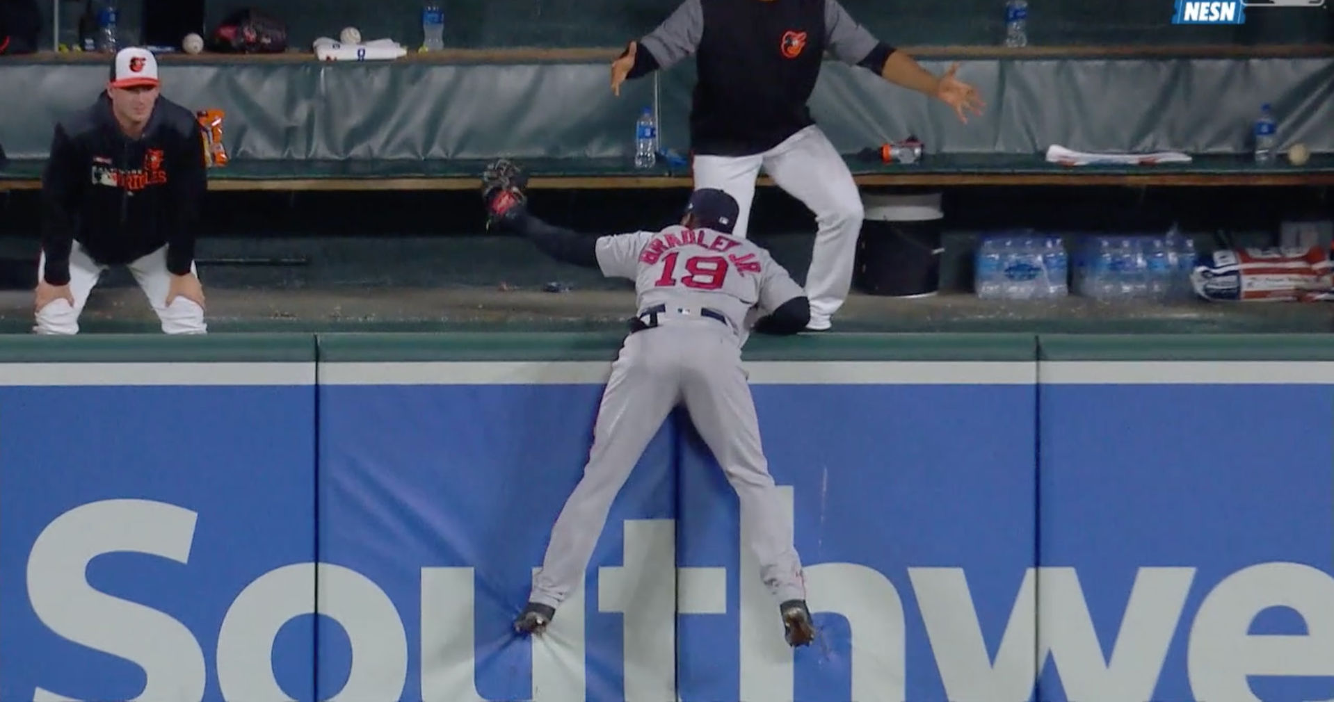 Deadspin | Jackie Bradley Jr.'s Latest Insane Feat Is Robbing A Walk ...