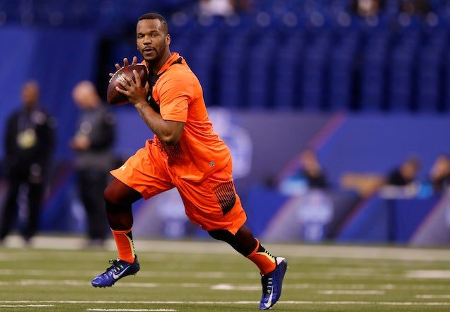 Deadspin | Join NFL Prospect Anthony Boone In The Film Room