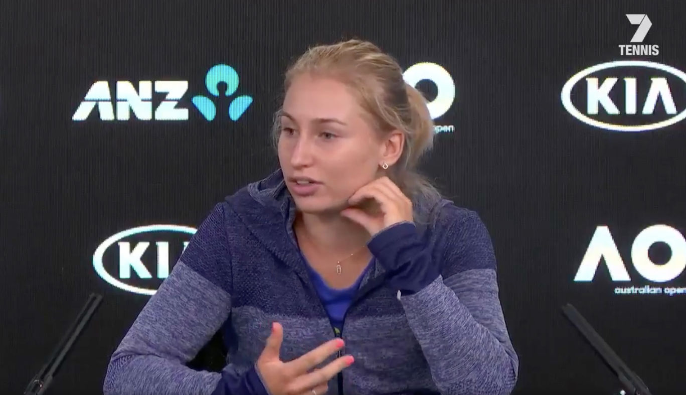 Deadspin | Reporter Knows Nothing About Daria Gavrilova, Asks Her ...