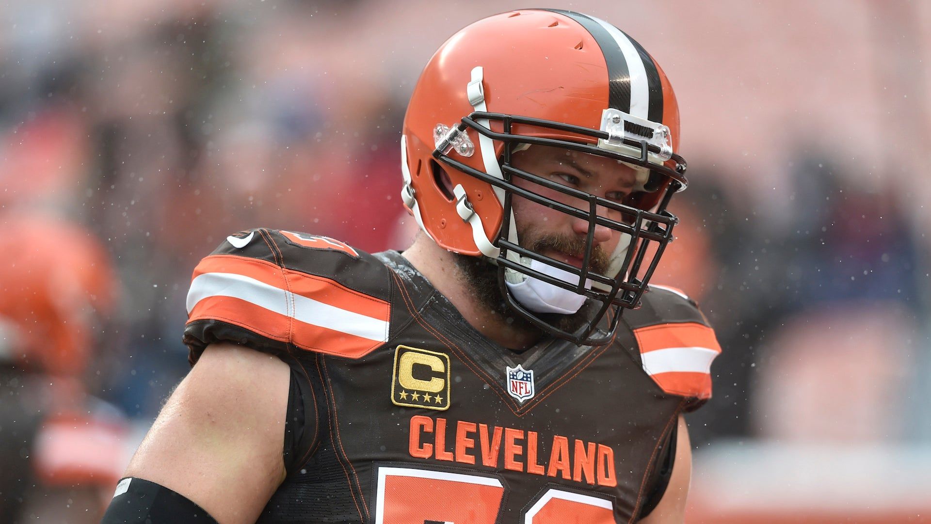 Deadspin | Joe Thomas Says He's Already Experiencing Memory Loss