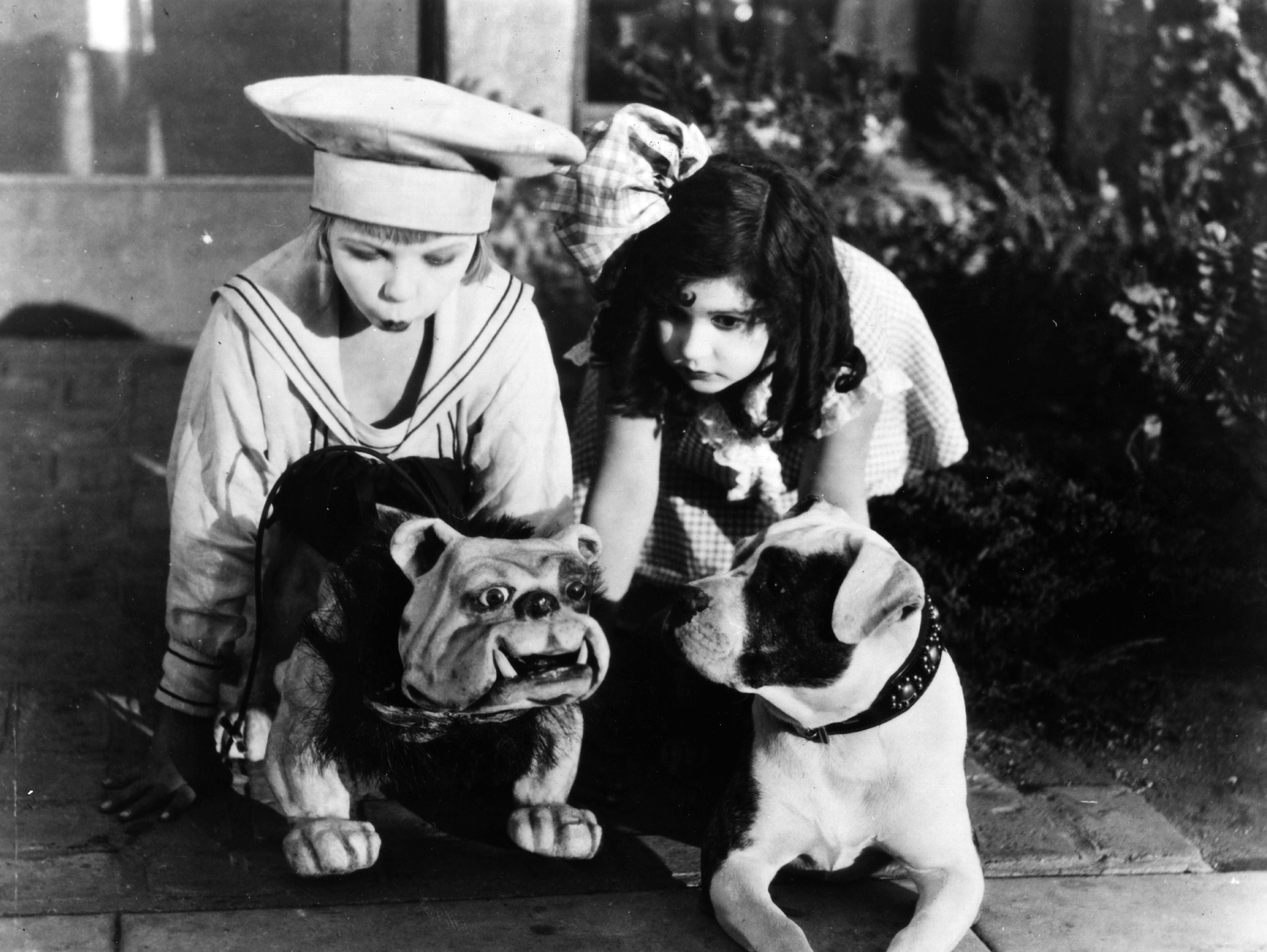 Deadspin | We're The Deadspin Staff. Ask Us Anything!