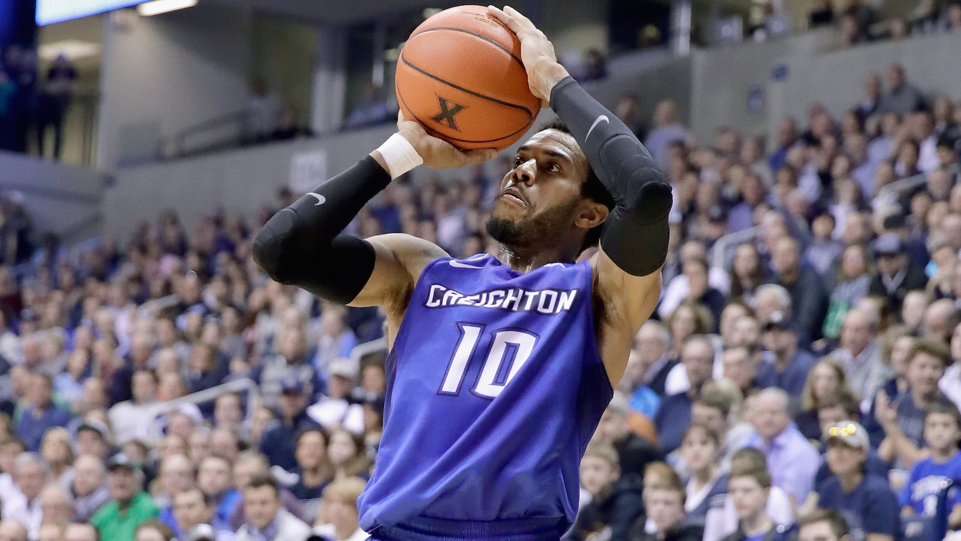 Deadspin | Creighton's Maurice Watson Turns Himself In After Arrest Warrant Issued For Him In ...