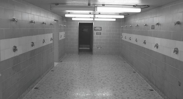 Deadspin | There's Nothing Awkward About A Bunch Of Athletes Showering ...