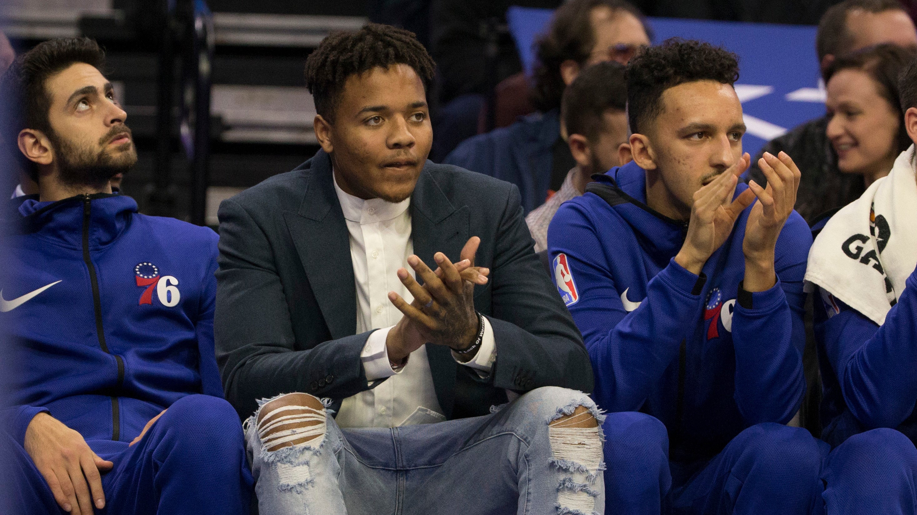 Deadspin | Markelle Fultz's Shooting Form Diagnosed With Nerve Condition