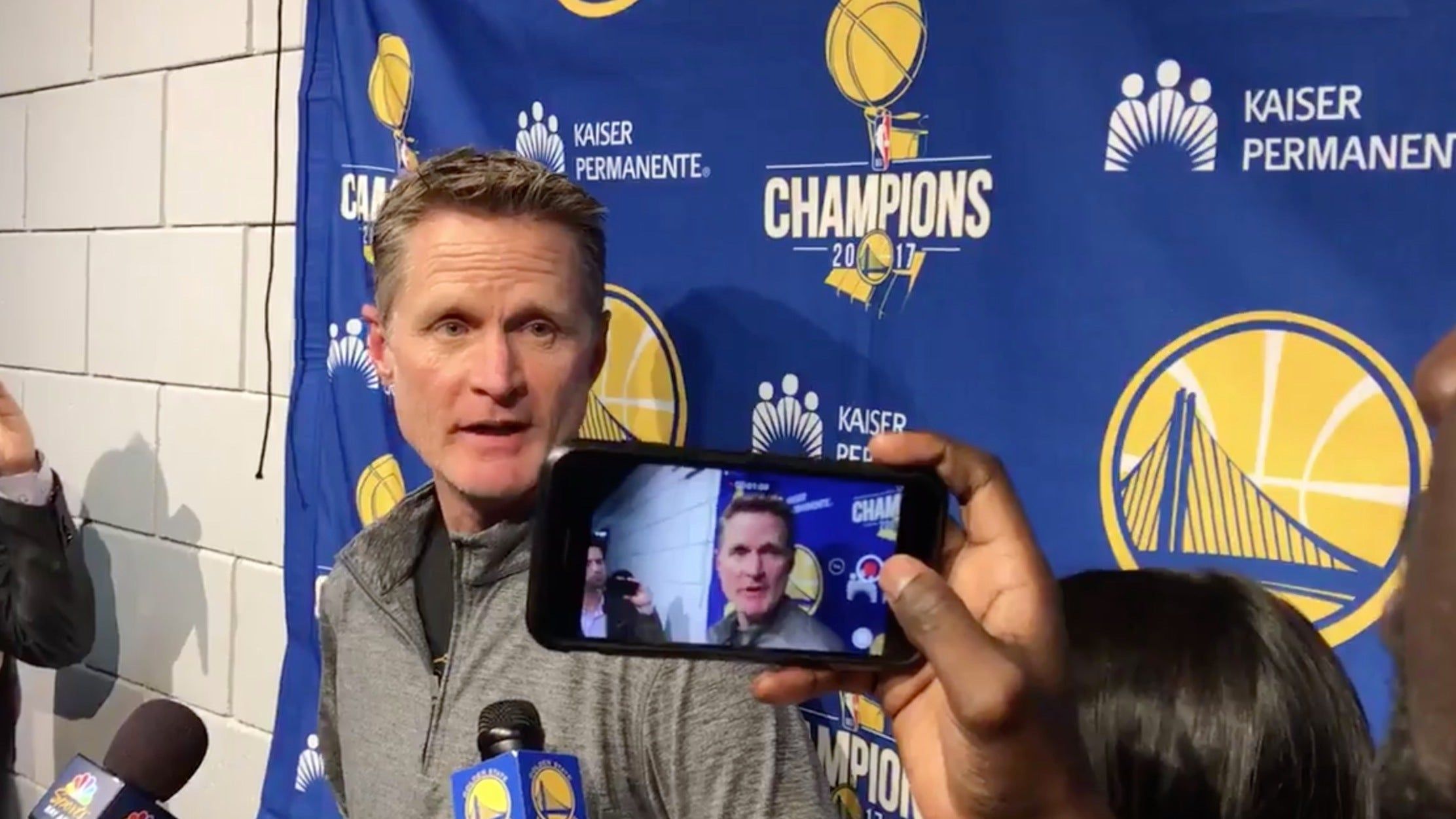 Deadspin | Steve Kerr: "It Doesn't Seem To Matter To Our Government ...