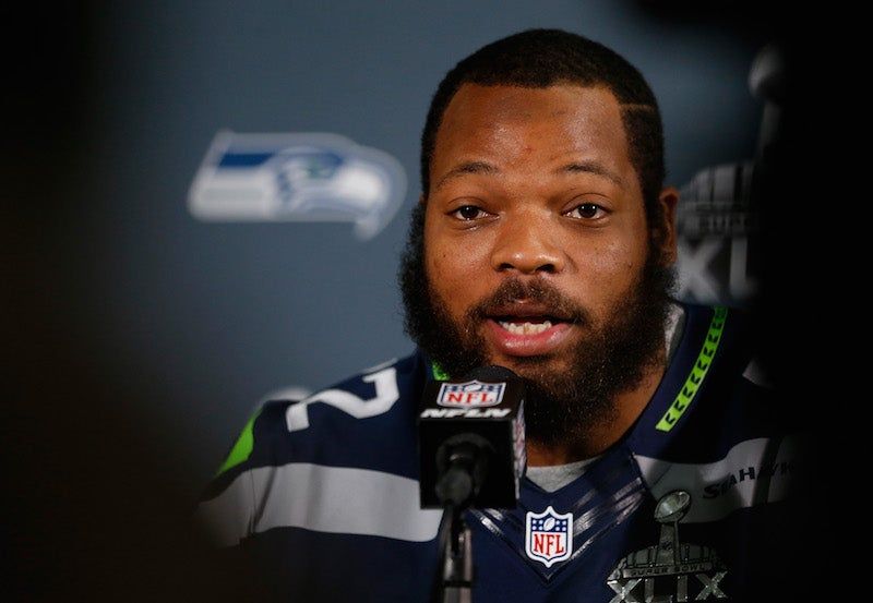 Deadspin | Michael Bennett Says He'll Boycott Seattle Newspaper After ...