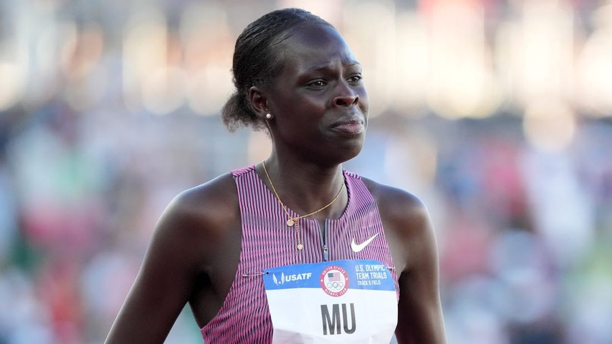 Deadspin | Olympic 800 champ Athing Mu fails to qualify after fall at ...