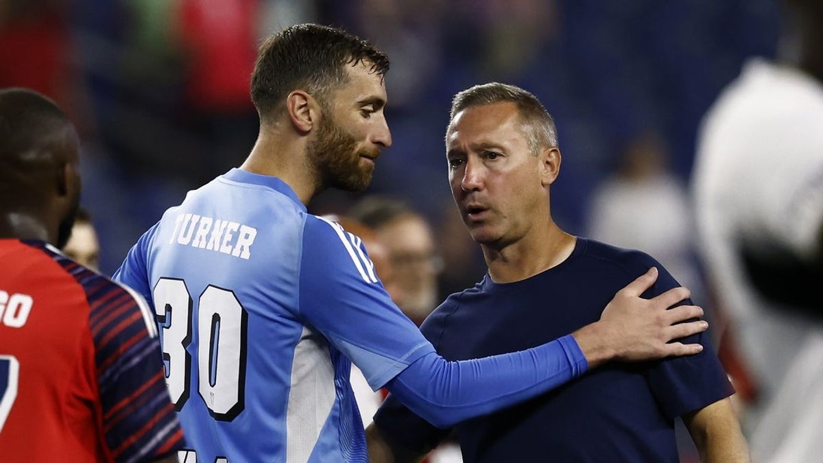 Deadspin | Revolution fire head coach Caleb Porter